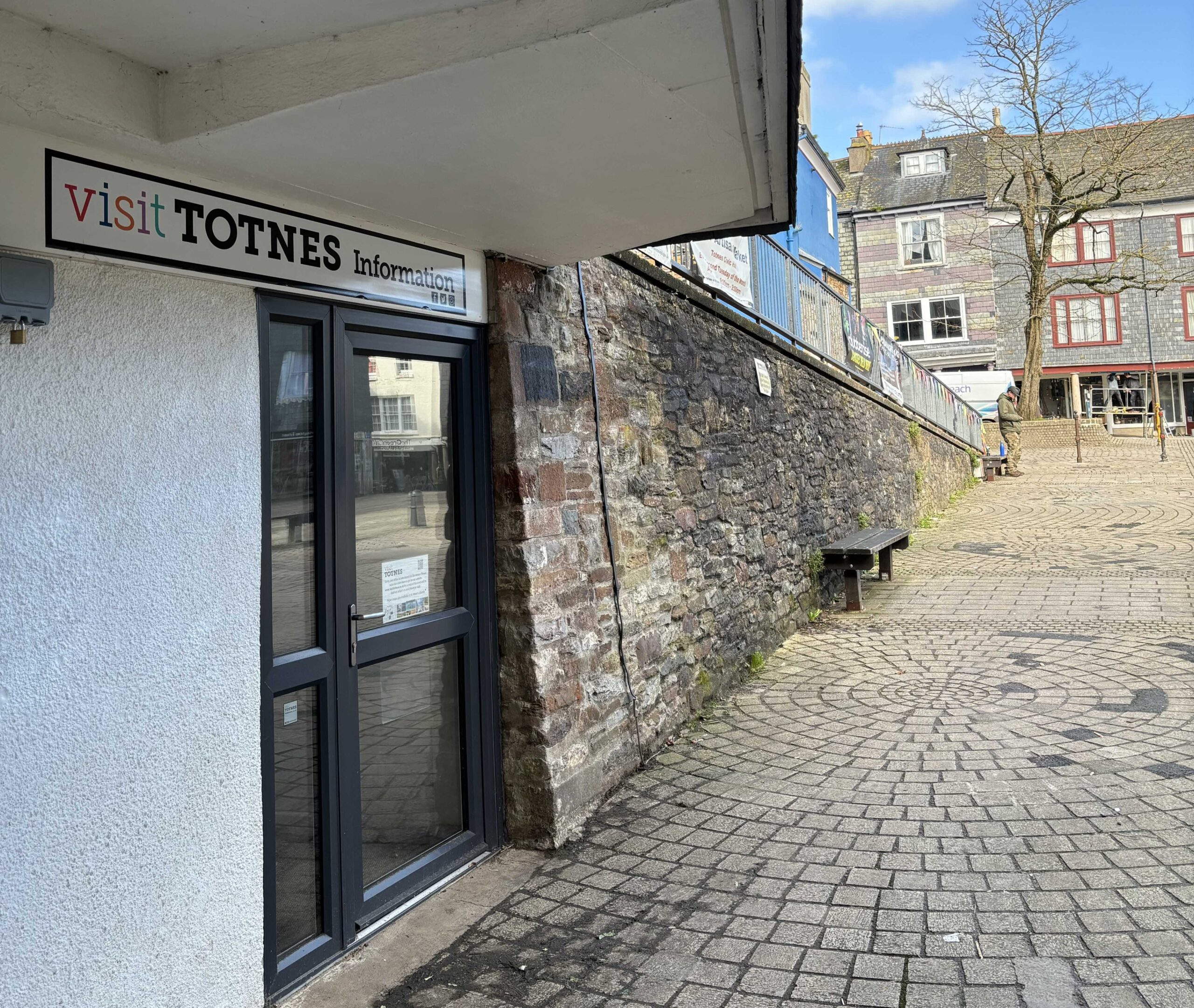 Tourist Information Centre Will Not Reopen this Season