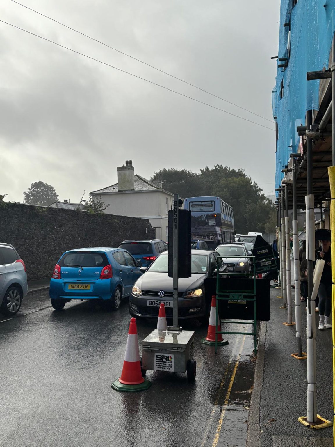 TOTNES TRAFFIC CAR-MAGEDDON!!